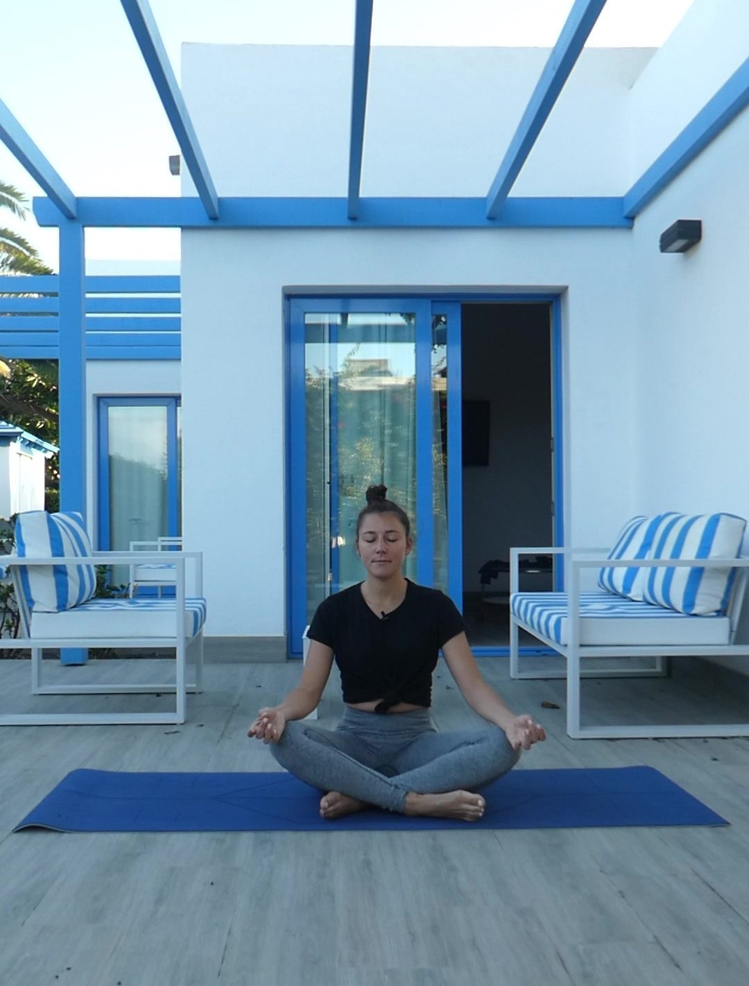 8 mouvements de yoga de base pour débutants - Commencer le yoga.